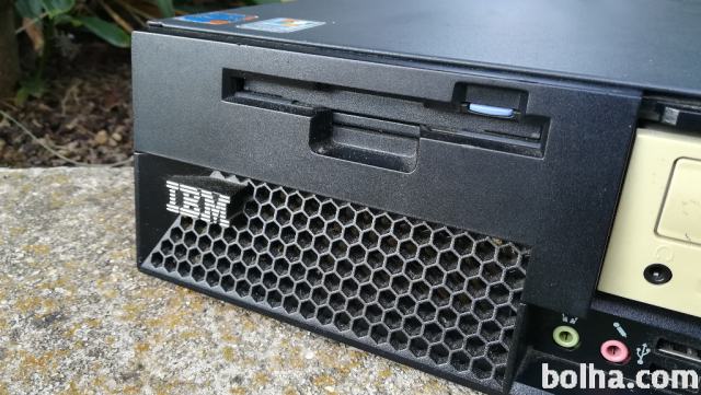 IBM ThinkCentre pentium 4 vintage namizni računalnik PC