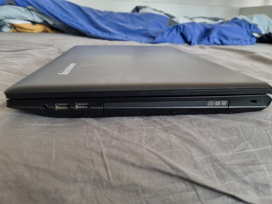 prenosnik Lenovo, 17,3 zaslon, i5 procesor