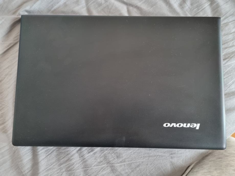prenosnik Lenovo, 17,3 zaslon, i5 procesor