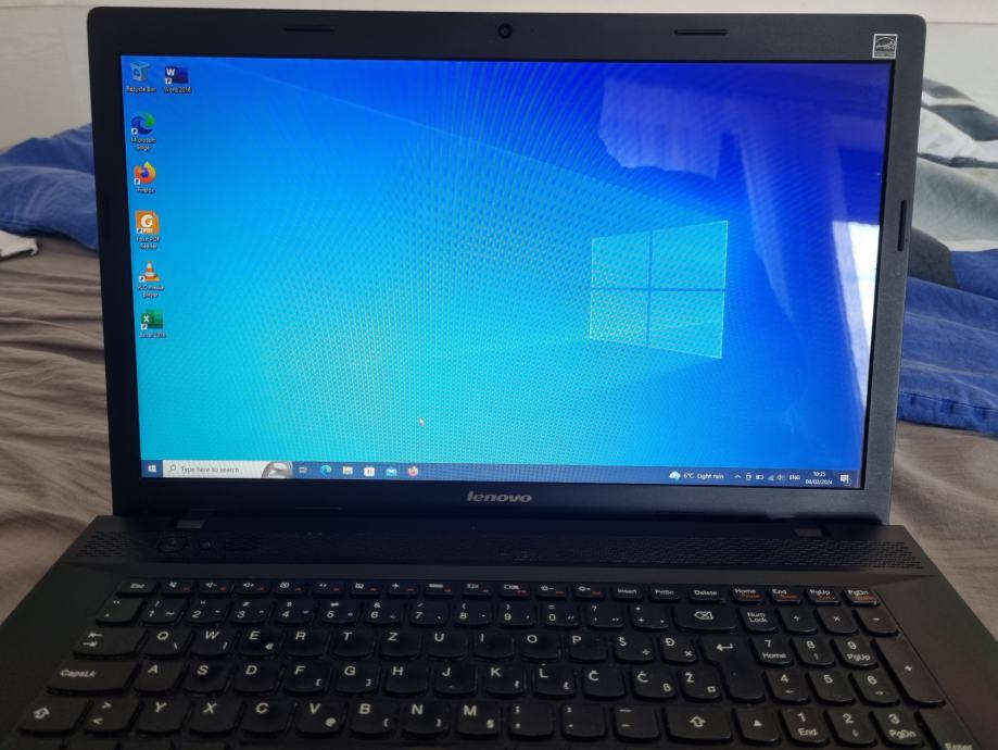 prenosnik Lenovo, 17,3 zaslon, i5 procesor