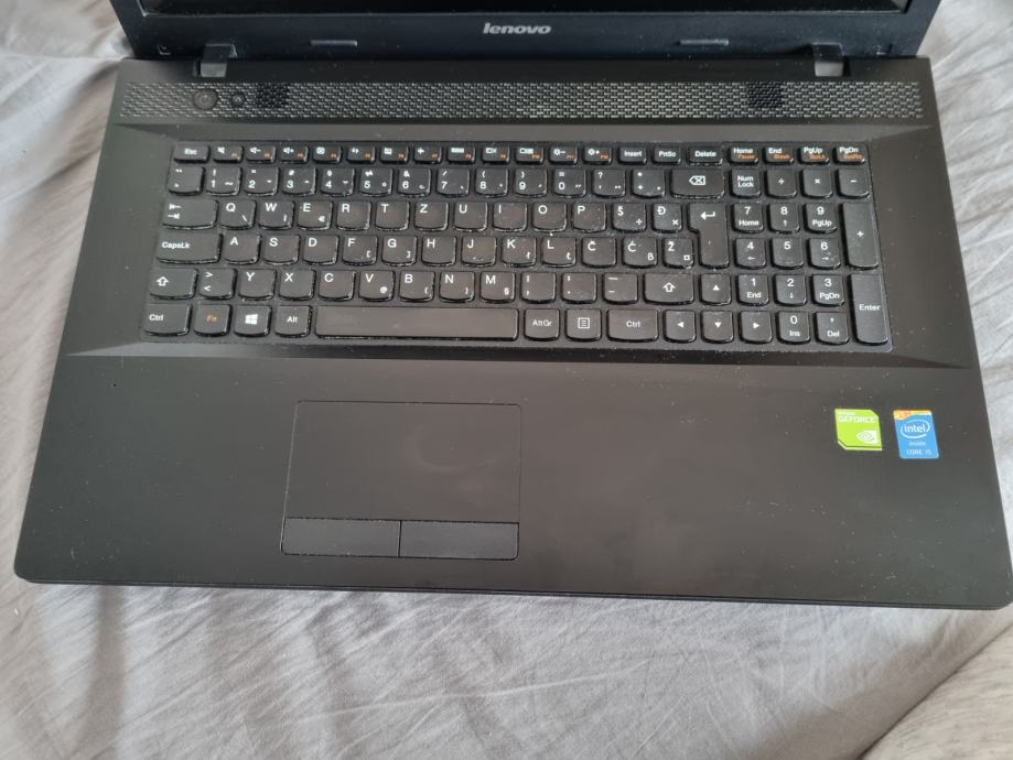 prenosnik Lenovo, 17,3 zaslon, i5 procesor