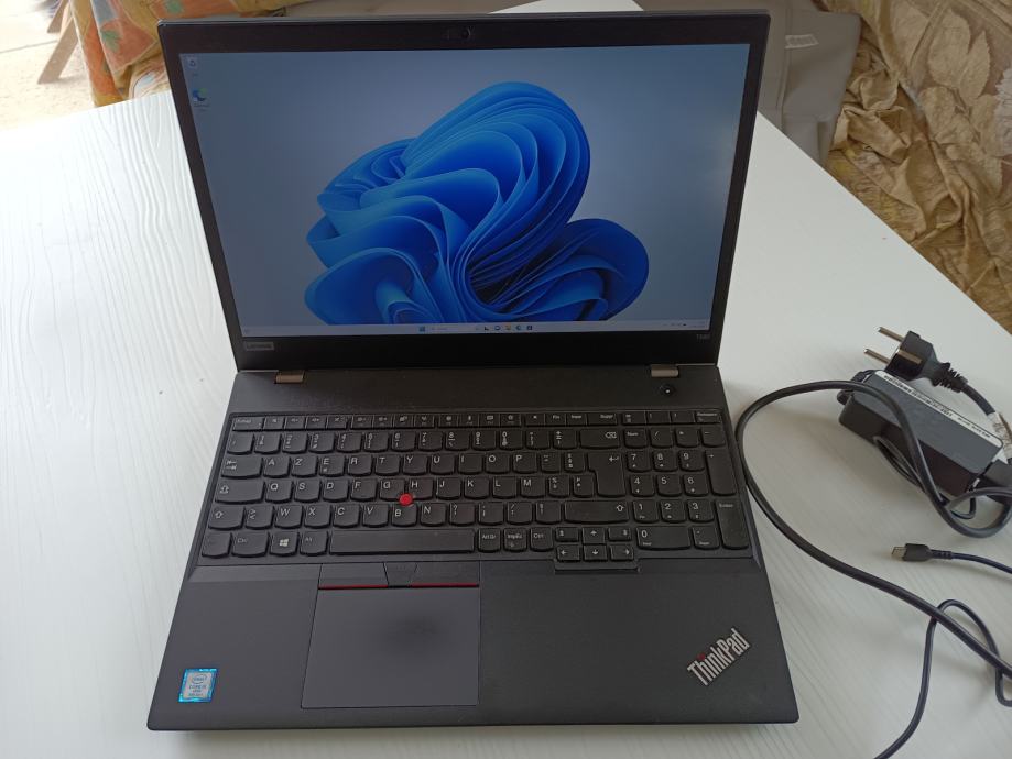 Lenovo T580,15.6; HD Ekran, i5-8350U, 8Gb RAM, 512Gb SSD