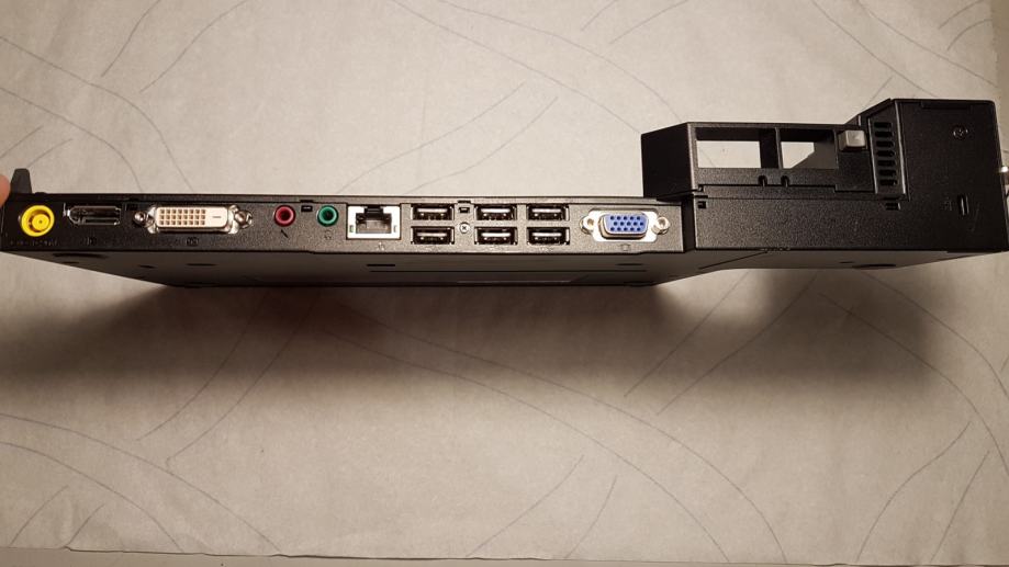 Lenovo Thinkpad T430 in dock