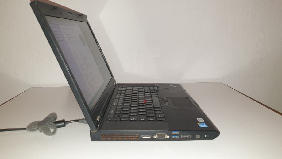 Lenovo Thinkpad W510 - 15 - i7 Q820 1.73GHz - 8GB ram - Nvidia Quadro