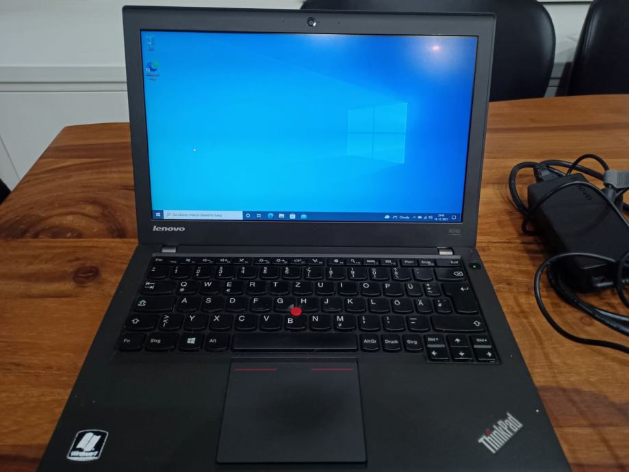 Lenovo X240, i3-4030U, 120Gb SSD, 4Gb RAM 12.5 ekran