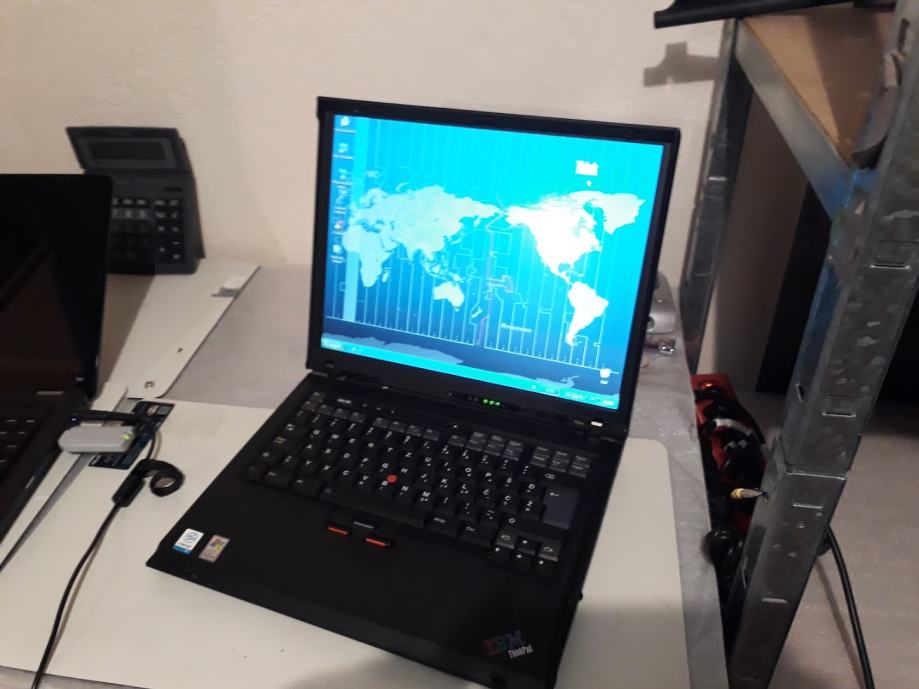 prenosnik IBM Thinkpad R50e
