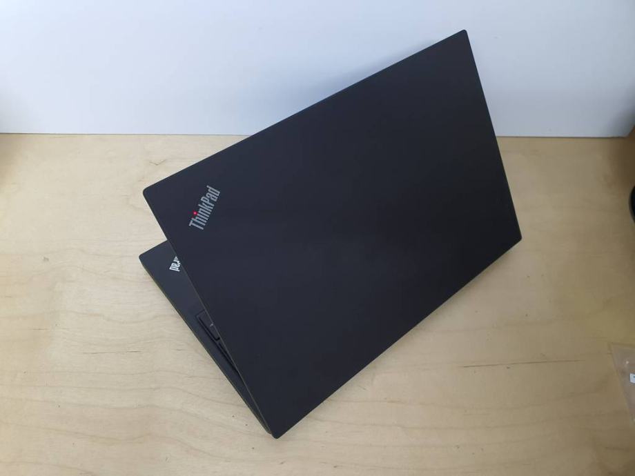 Lenovo ThinkPad T560 15.6, i7, 16GB RAM, 250gb SSD, NVIDEA 2GB, Dock