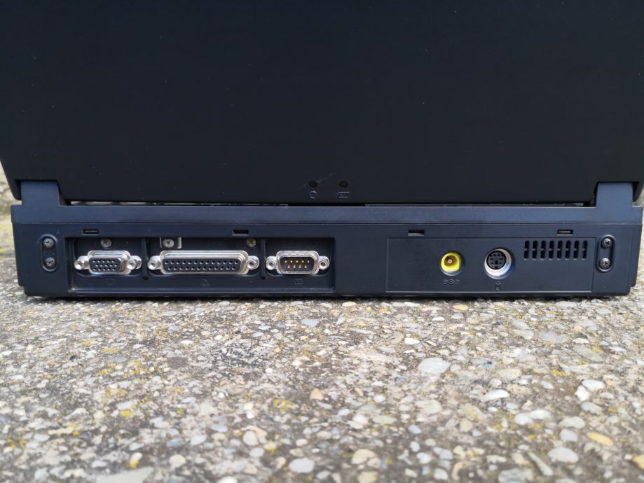 Vintage IBM THINKPAD 380E pentium prenosni računalnik
