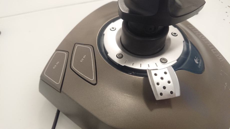 Joystick Logitech Wingman Attack 2