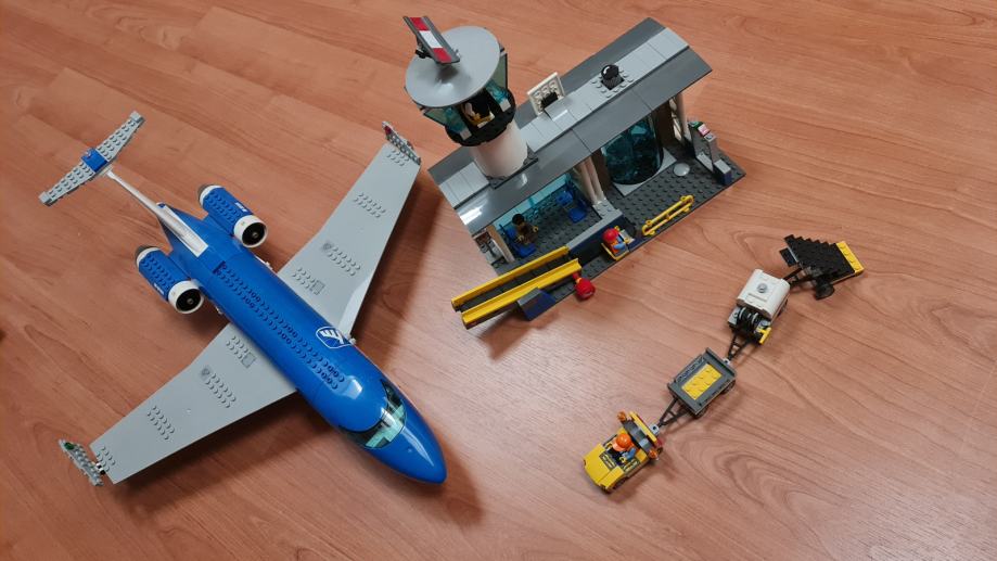 LEGO City 60104 Letališče potniški terminal