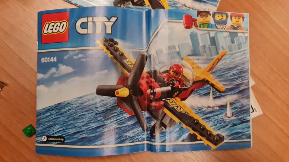 LEGO City 60144 Tekmovalno letalo