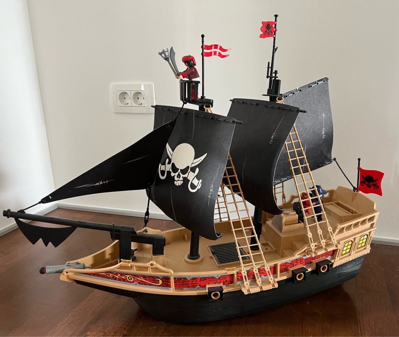Playmobil gusarska ladja