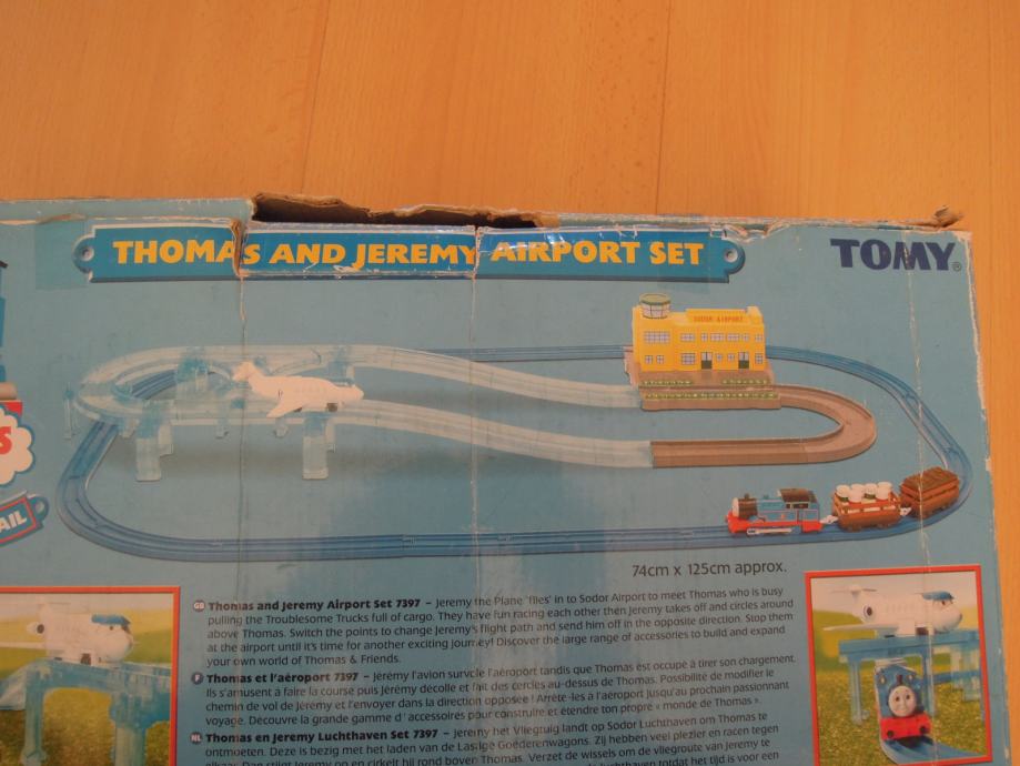 THOMAS AND JEREMY AIRPORT SET