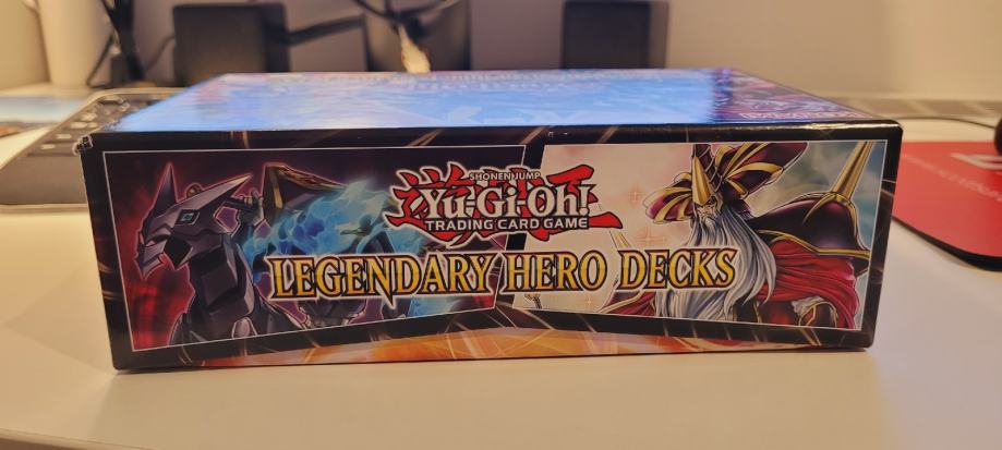 Yu-Gi-Oh! LEGENDARY HERO DECKS