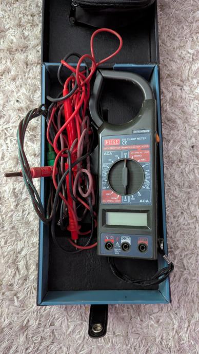 266 CLAMP METER