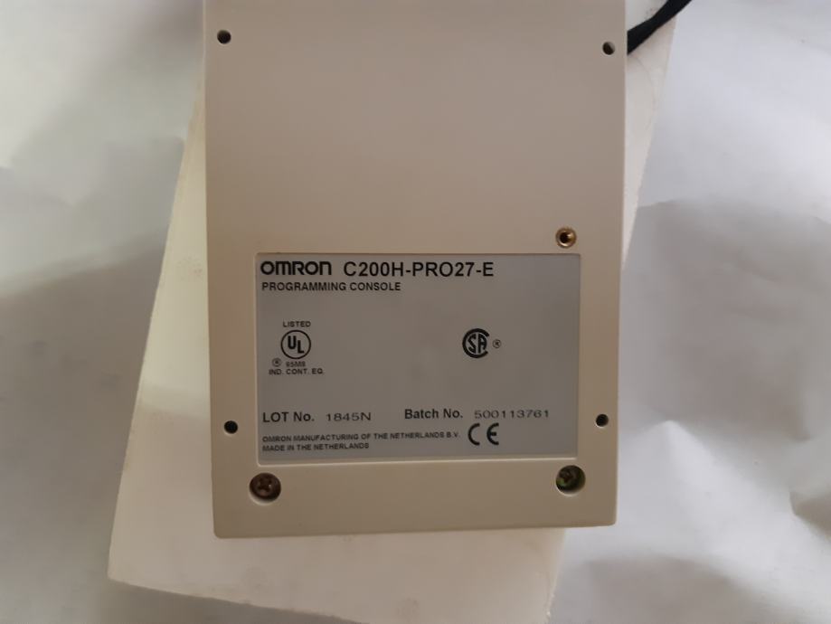 OMRON PRO27 Programska konzola