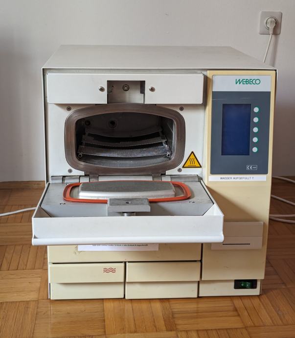 Labaratorijski avtoklav sterelizator Webeco A30-B