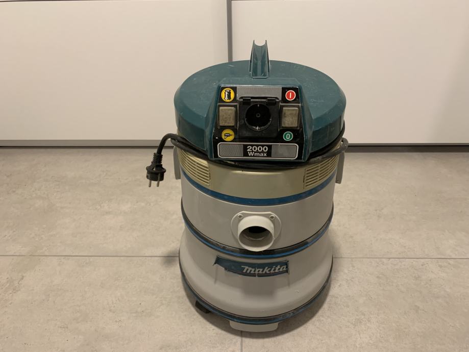 INDUSTRIJSKI SESALEC MAKITA 440
