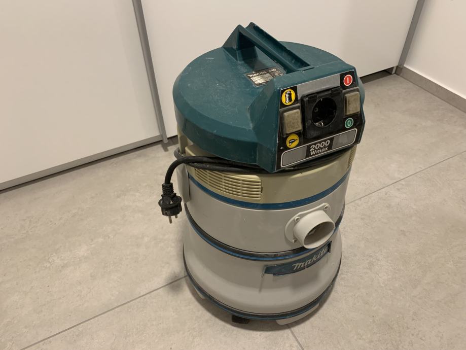 INDUSTRIJSKI SESALEC MAKITA 440