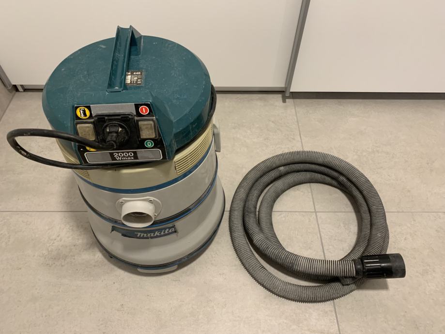 INDUSTRIJSKI SESALEC MAKITA 440