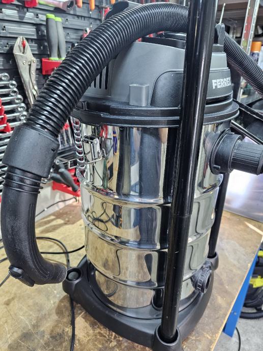mokro suhi sesalec ferrex 1200W