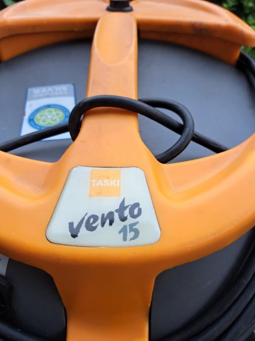 Sesalnik TASKI VENTO15