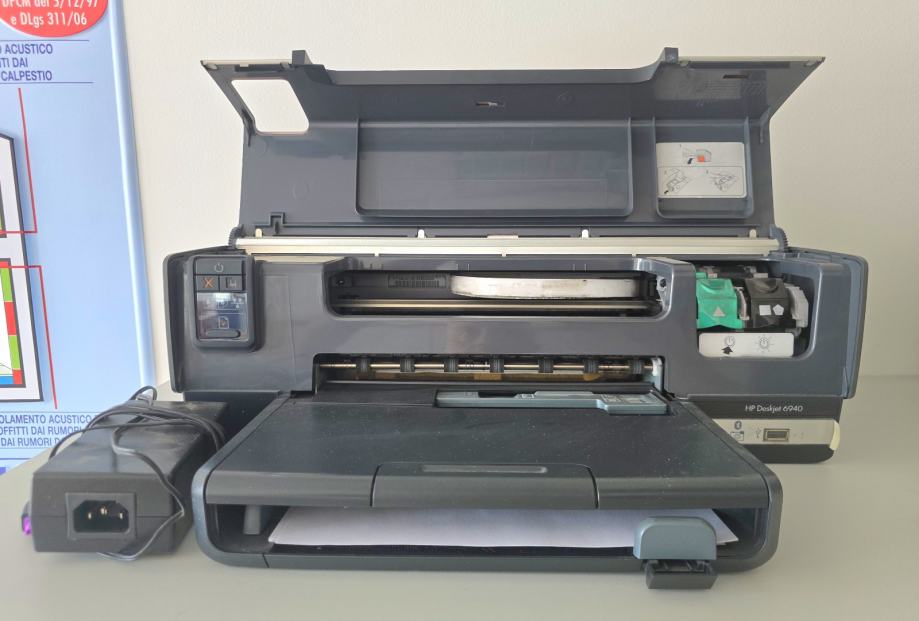 Tiskalnik Hp Deskjet 6940