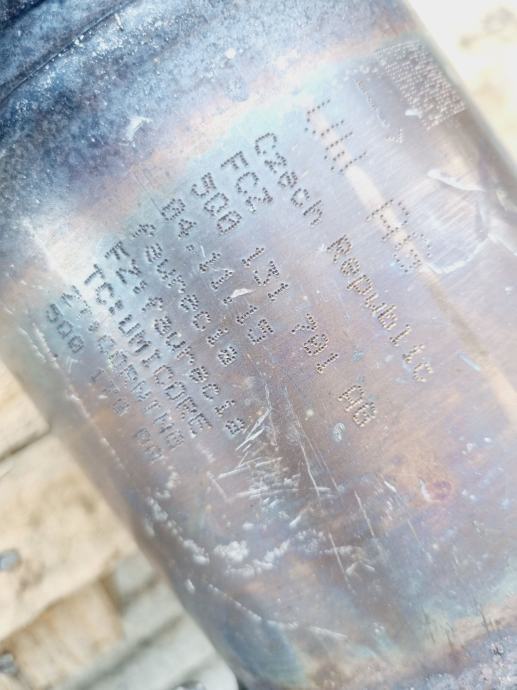 Vw Golf 7 1.0 tsi DPF katalizator izpušni sustav 5Q0131701AG