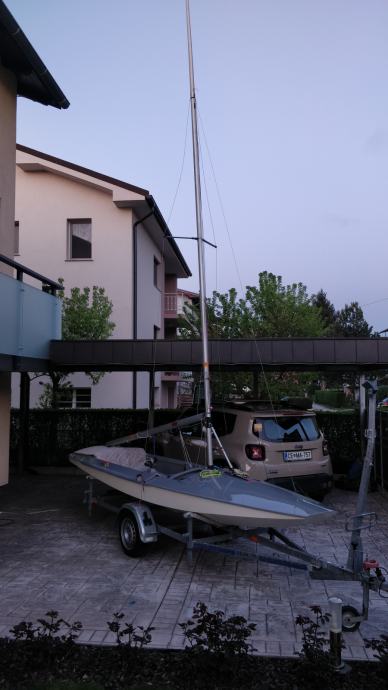 Jadrnica Fireball - Winder