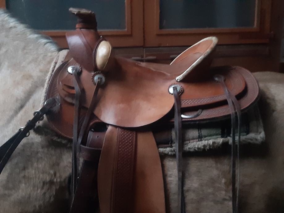 WADE WESTERN SEDLO (BUCAROO)