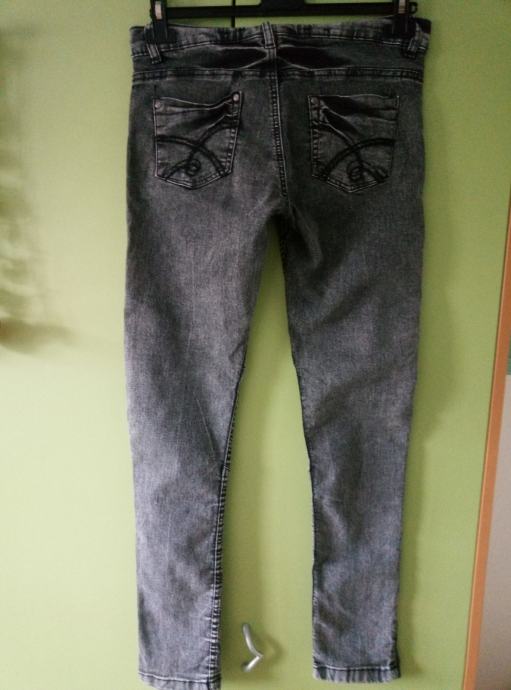 Dekliško/ženske jeans oprijete hlače YFK št 170 obseg pasu 82cm