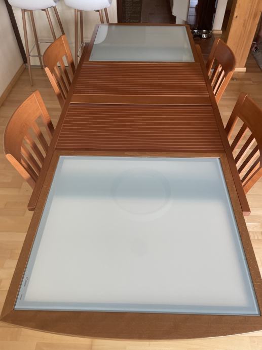 Calligaris miza in stoli