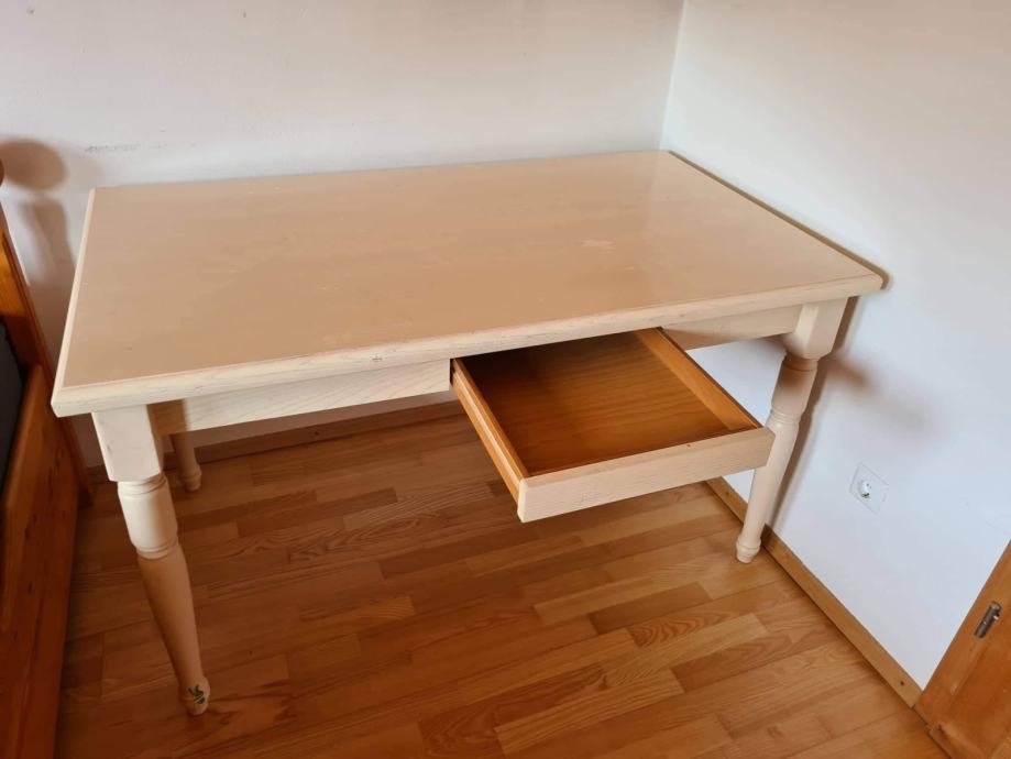 Kuhinjska miza 140 x 80 x 80 - z možnostjo raztegnitve