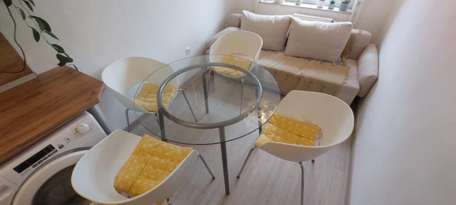 Miza kuhinjska okrogla steklena s 4 stoli IKEA