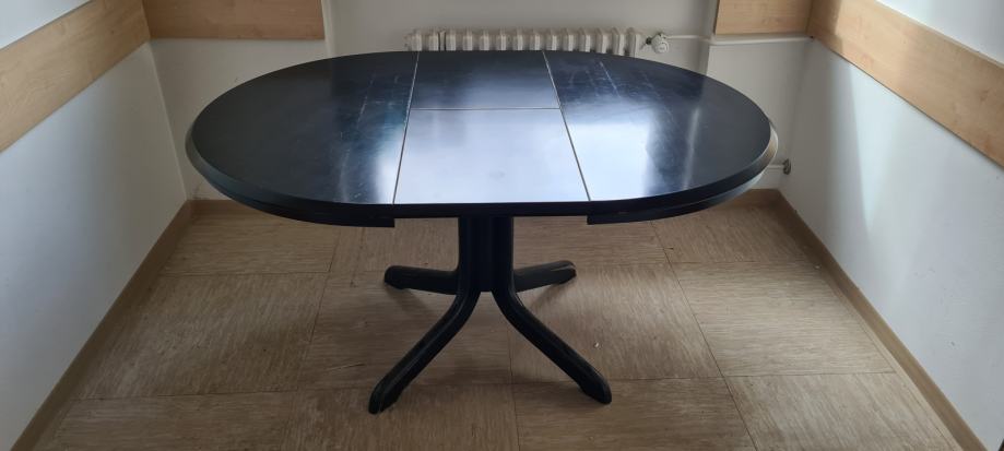 Raztegljiva okrogla miza Brest Cerknica