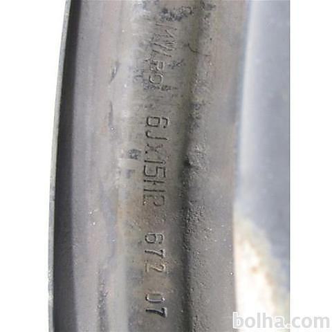 JEKLENA PLATISCA OEM N. 8200789882 ORIGINAL REZERVNI DEL DACIA...