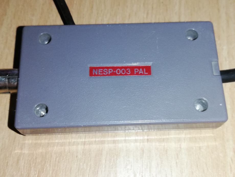 Nintendo NES Control Deck Nintendo RF Switch Model No. NES-003