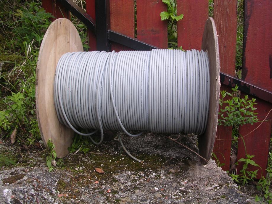 električni kabel