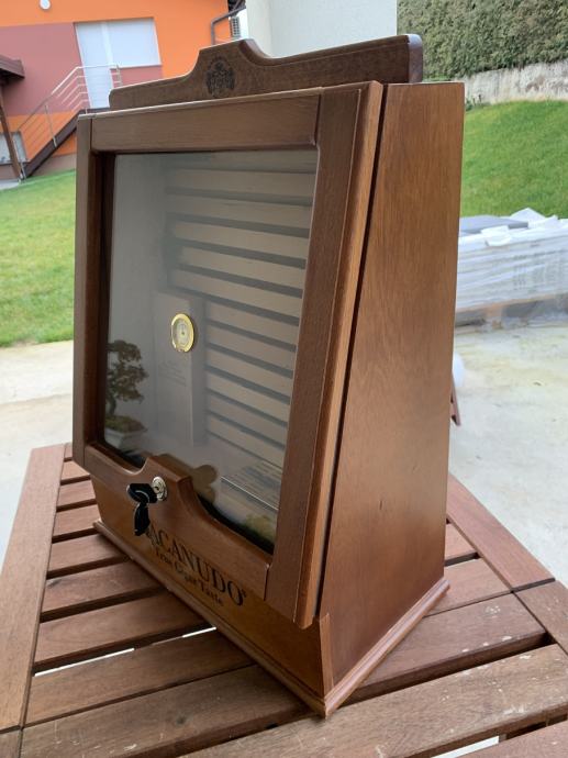 Humidor Macanudo