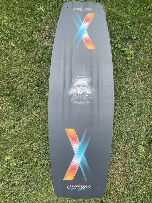 ‼️NOVO‼️Deska za kajtanje 2022 SHINN- MONK X Prismatic 136/42cm