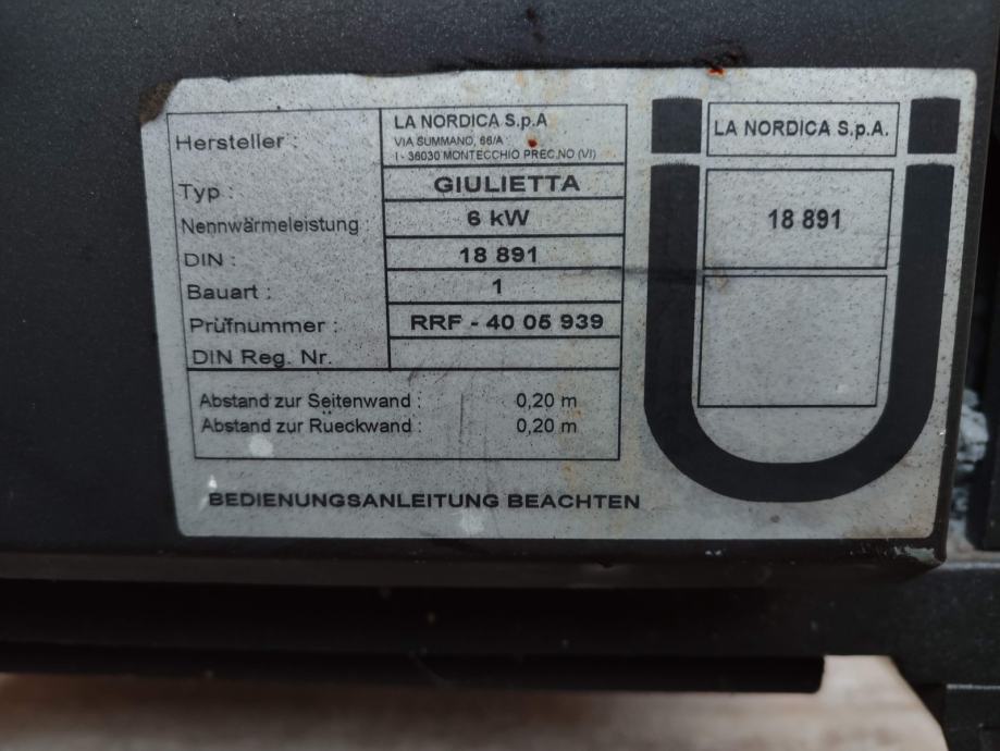 Peč na drva (lito železo) LA NORDICA GIULIETTA 6 kW