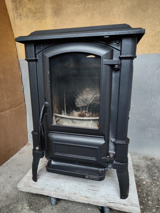 Peč na drva (lito železo) LA NORDICA GIULIETTA 6 kW