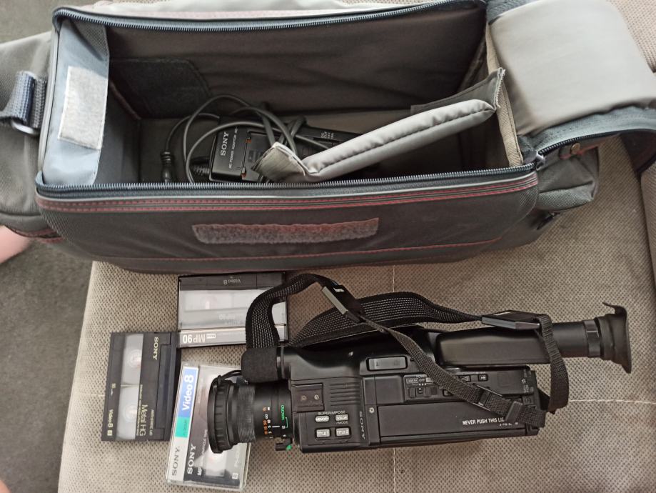 Sony handycam CCD-V88E