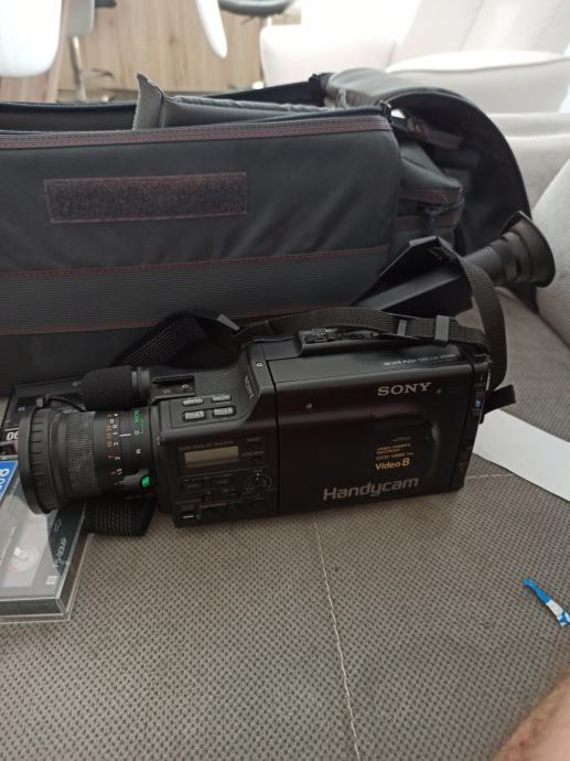Sony handycam CCD-V88E