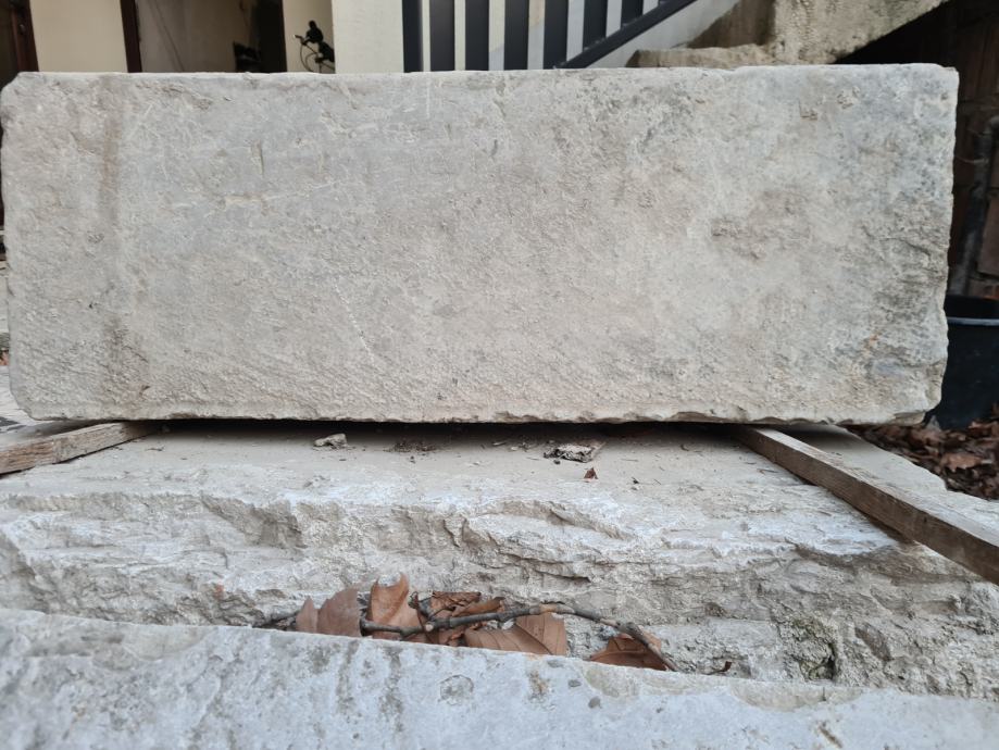 KAMNITE STOPNICE in KAMNITI OBOKI