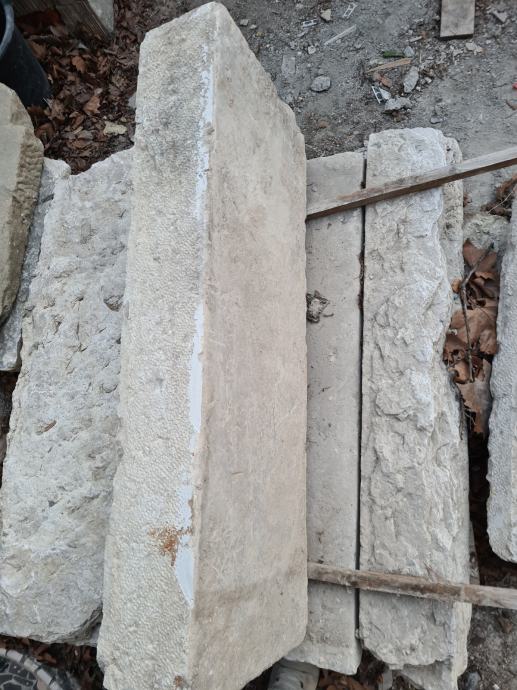 KAMNITE STOPNICE in KAMNITI OBOKI