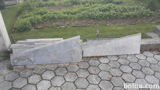 Stopnice marmor plavi tok