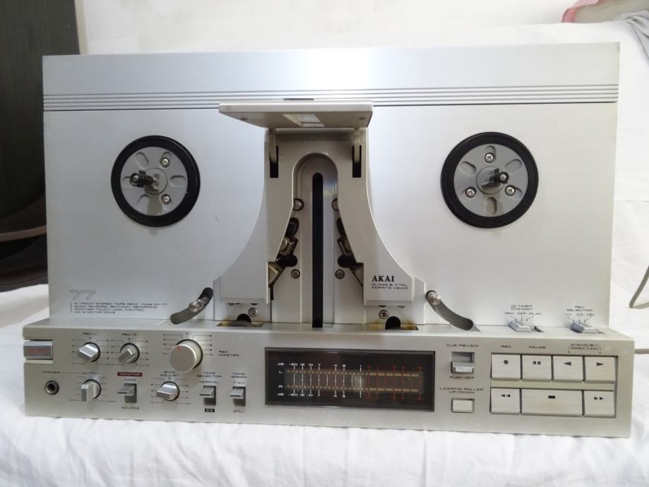 Akai GX-77