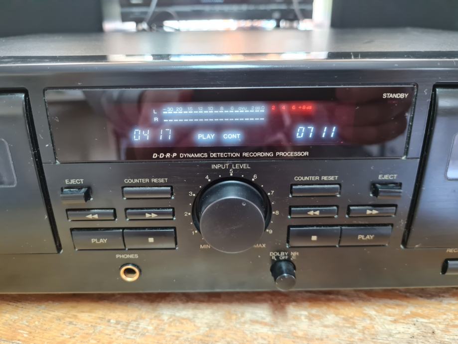 JVC TD-W216, kasetnik