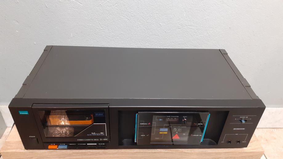 Kasetar SANSUI D69C